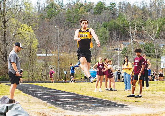 Athletes thrive at meets | Cherokee Scout, Murphy, North Carolina