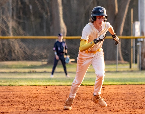 Murphy High Bulldogs split multi-game week, get win on road | Cherokee ...